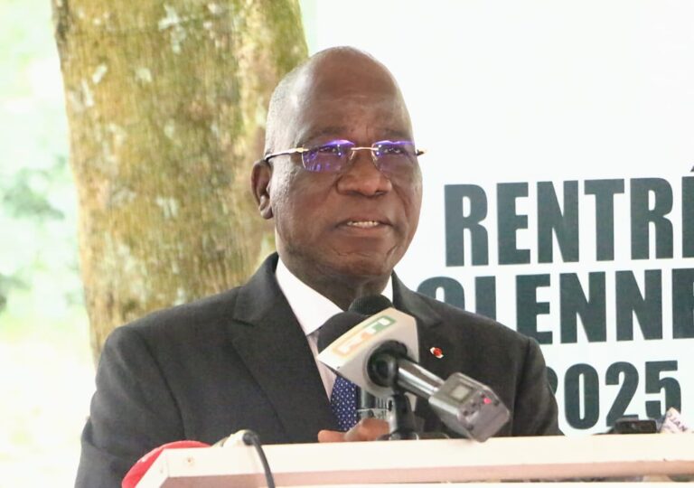 Environnement : Le ministre Assahoré place 2025 sous le sceau du ...