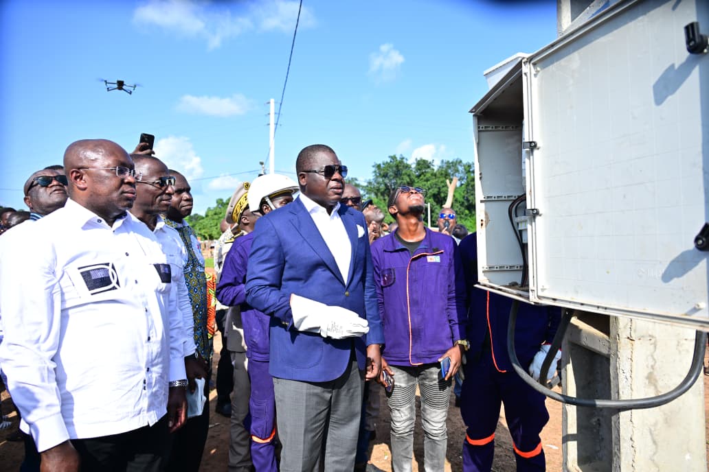 Développement local : Amedé Kouakou apporte la lumière au village d ...